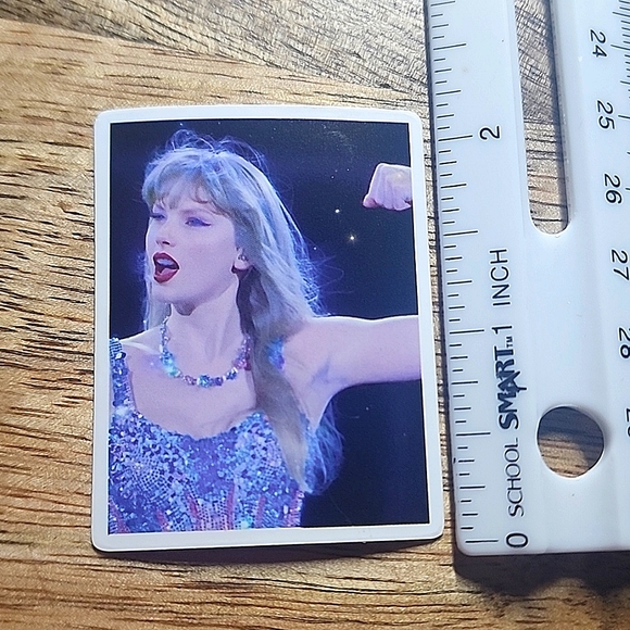 Taylor Swift | Art | 10 Taylor Swift Midnights Folklore 1989 Red Vinyl ...